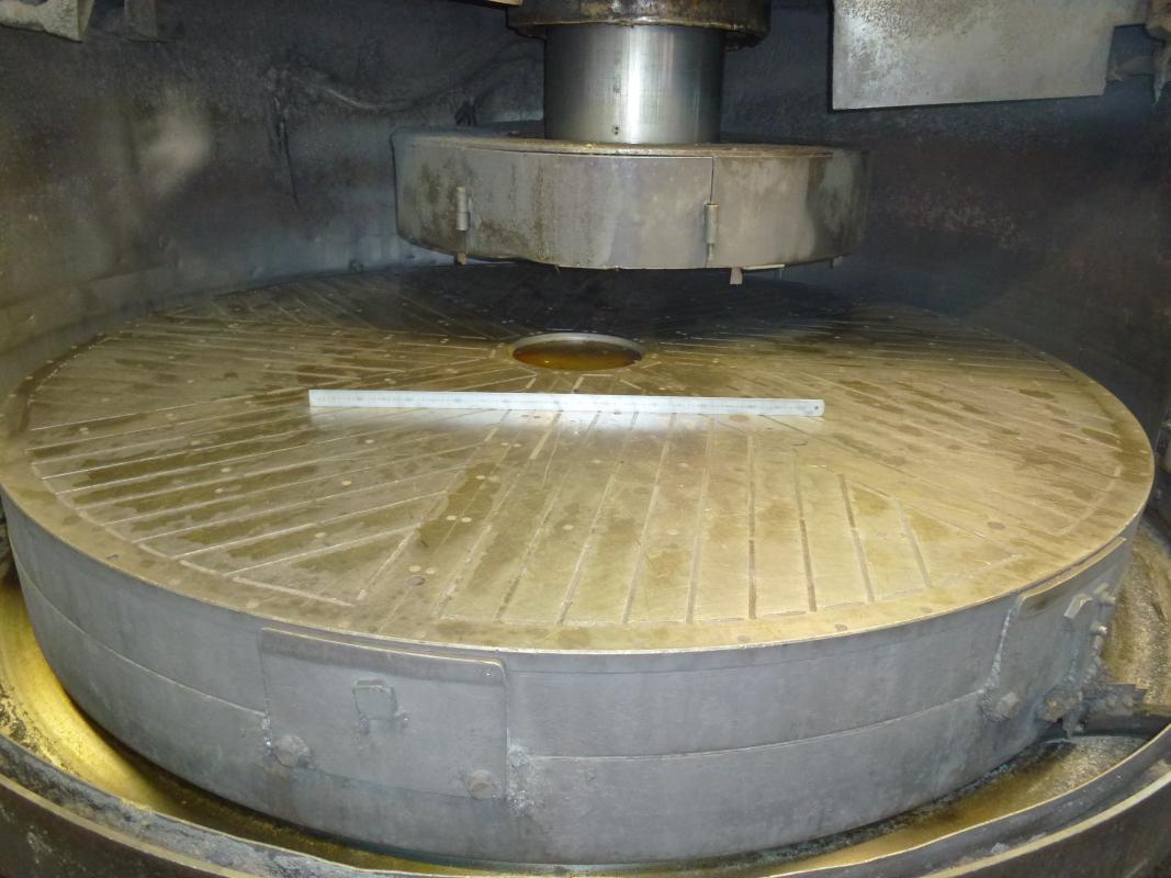 Our large 8ft grinder table